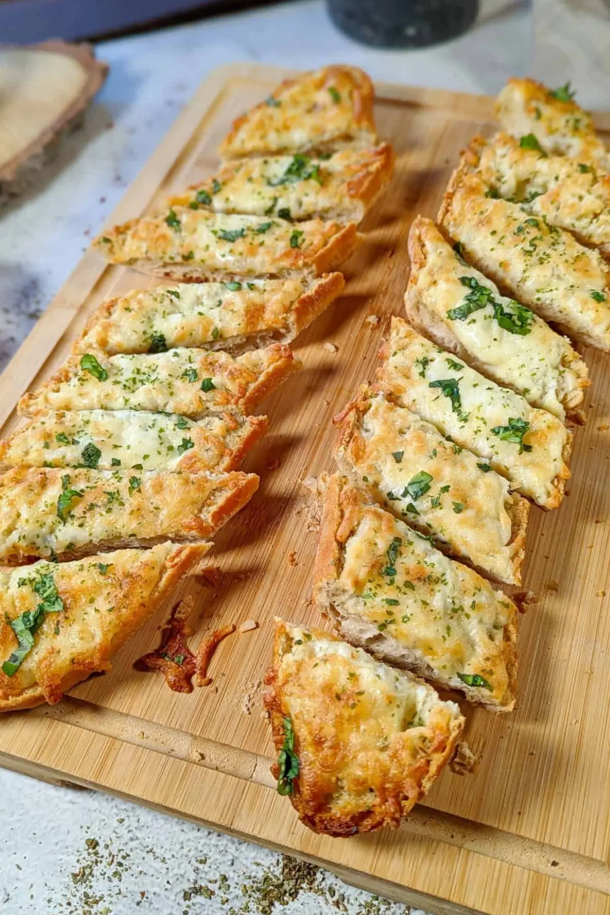 Knoblauch Käse Brot - Kochkomplizin