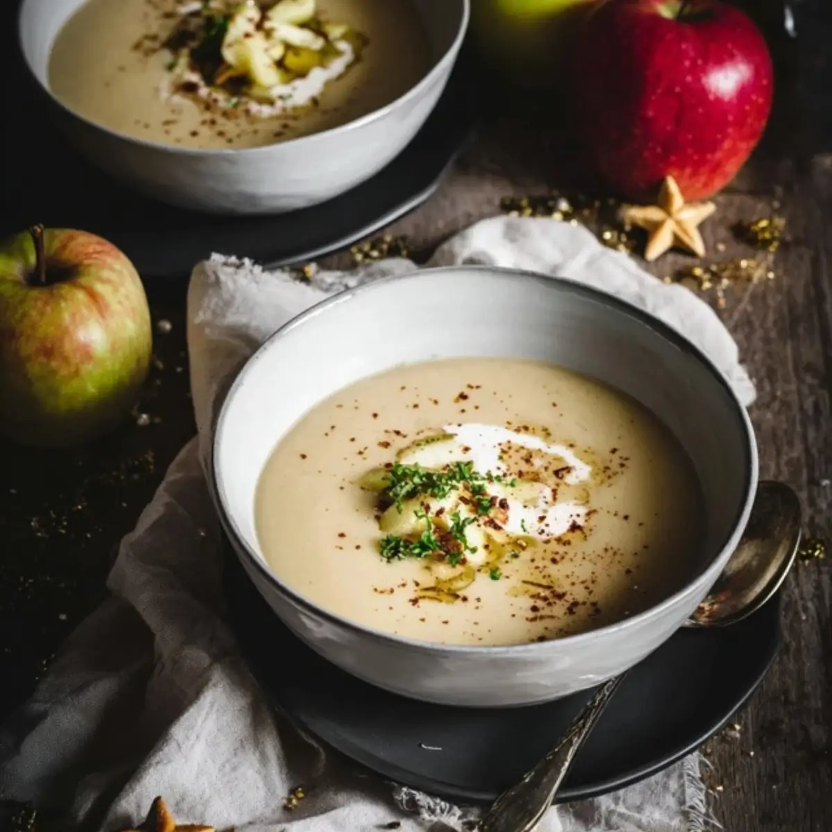 Maronen Apfel Suppe: Cremige Wintersuppe mit karamellisiertem Topping ...