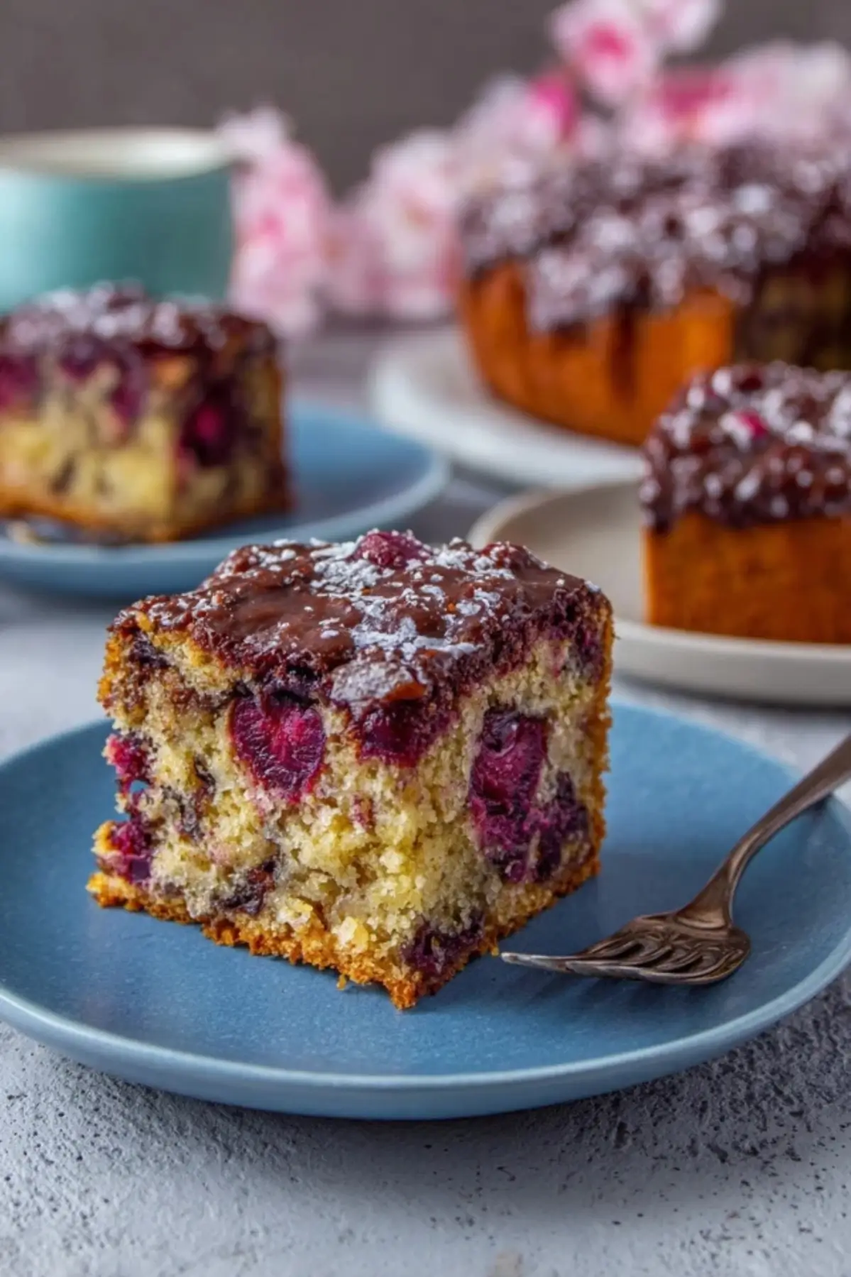 Ameisenkuchen mit Kirschen – Bestes Rezept vom Blech - Kochkomplizin