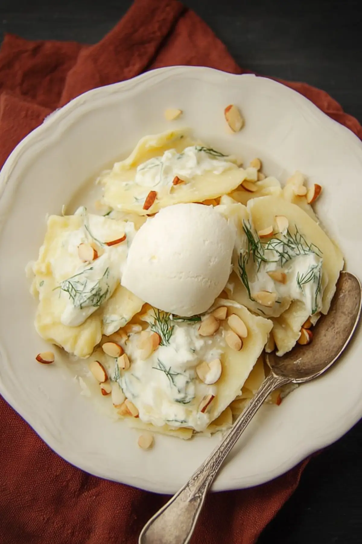 Mairübchen mit Apfel – Einfacher Salat in 10 Minuten - Kochkomplizin